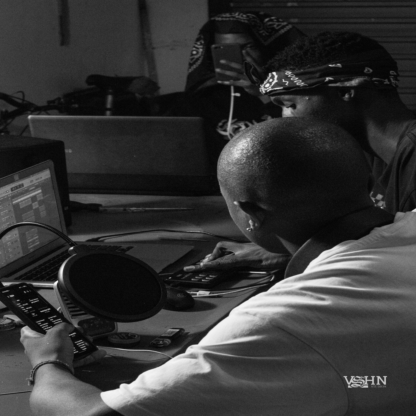 AuxinnBoyz by MaqxxivstvxX, Yvesmakelovealot | Find more at SoundCloud ...